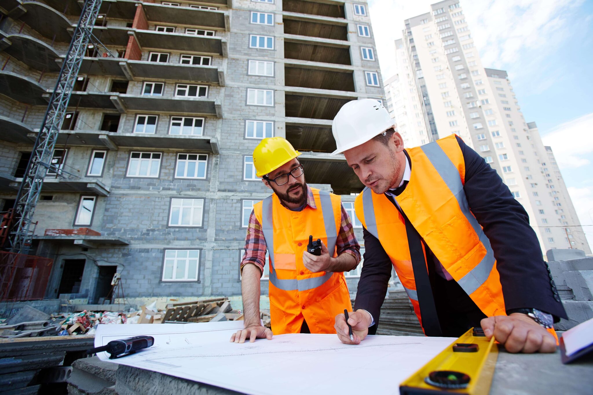 How to Become a Building Surveyor: Skills, Qualifications & Courses ...